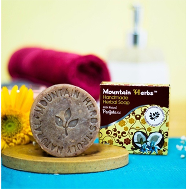 Natural soap – Citrus and Frankincense (pack of 6 soaps , 90 grams each)